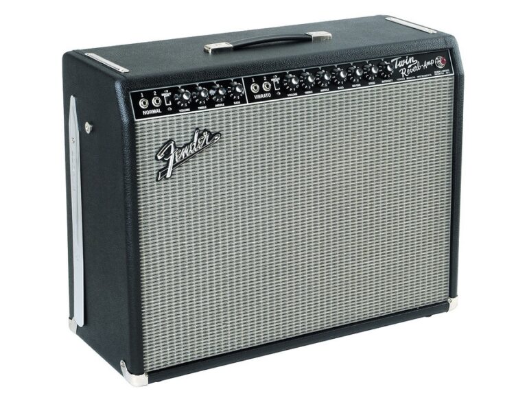 【Måneskin】Thomas Raggi / トーマス・ラッジの使用機材【アンプ・ギター・エフェクター】 | XTONES